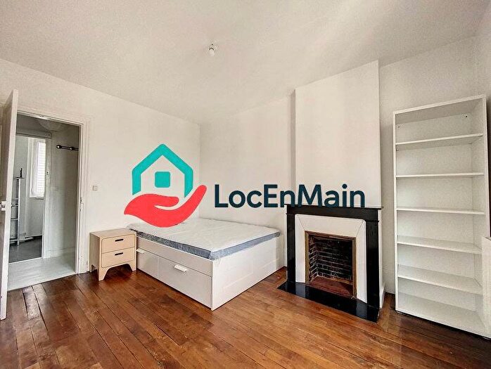 Appartement à louer - Hugo-Payret-Zola, Saint-Ouen - 2 pièces - 1 chambre