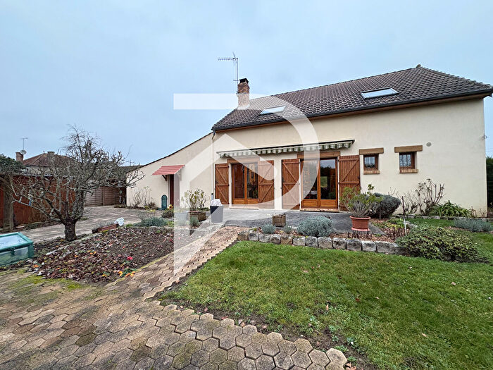 Maison à vendre - Châtillon-la-Borde - 6 pièces - 5 chambres