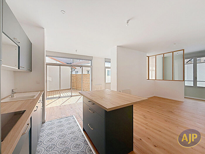 Arcachon, Saint-Ferdinand : Appartement 4 pièces à vendre