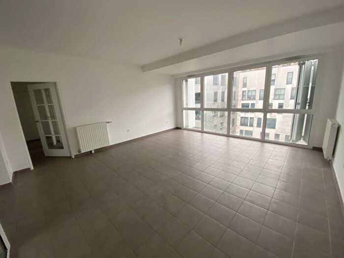 Appartement 4 pièces à louer à Paris 19ème, Porte de la Villette