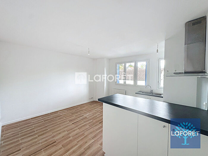 Appartement 2 pièces à Arpajon, à louer