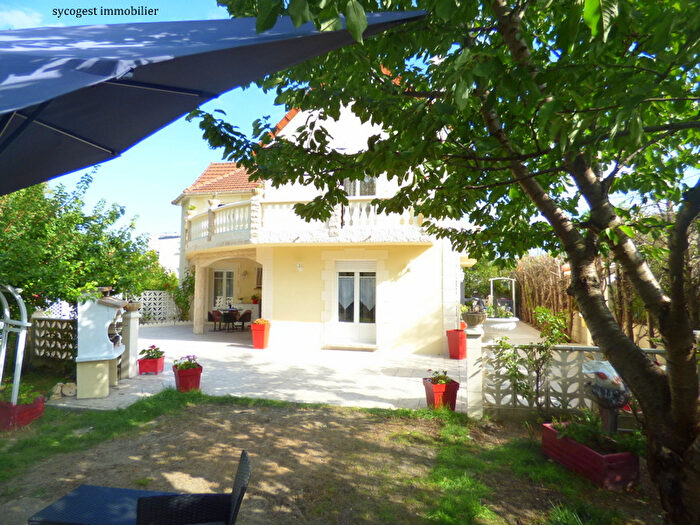 Maison à vendre - Noisy-le-Sec, Haut Goulet - 11 pièces - 7 chambres