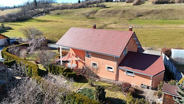 Maison à vendre - Rochejean - 5 pièces - 3 chambres