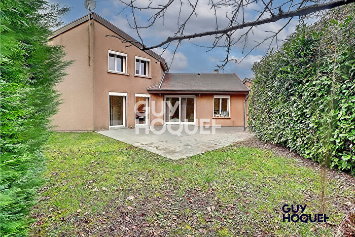 Saint-Étienne-du-Bois - Maison 4 pièces à vendre