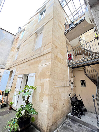Appartement à louer - Bordeaux, Capucins, Saint-Michel - 2 pièces - 1 chambre