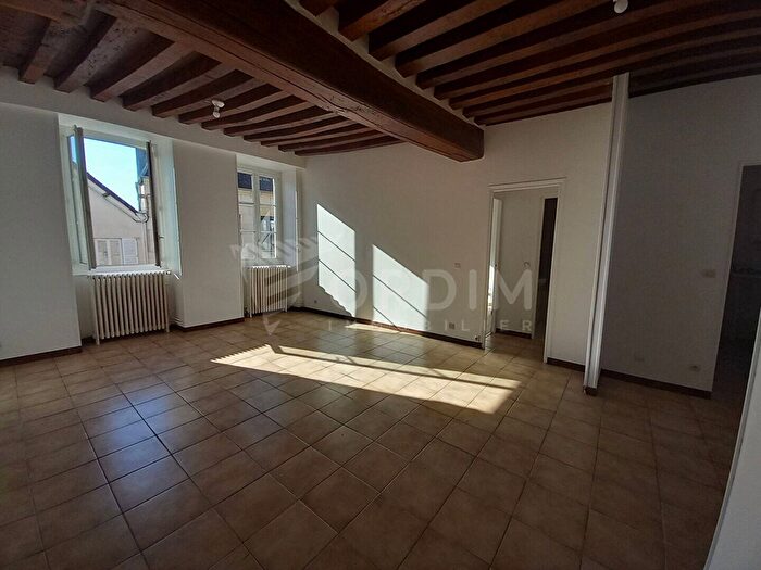 Centre Ville, Avallon - Appartement 3 pièces à louer