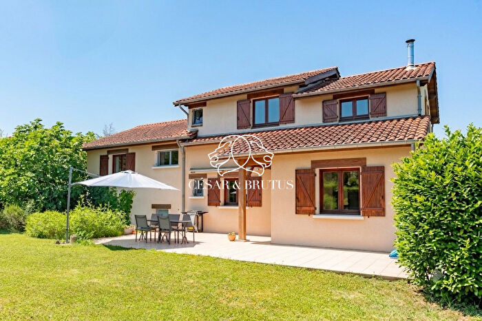 Maison 6 pièces à Lissieu, à vendre