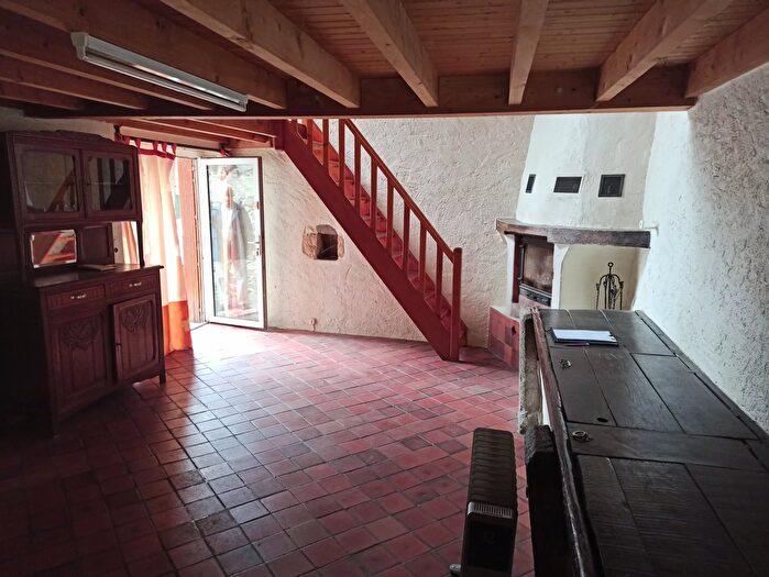 Maison à vendre - Billom - 4 pièces - 1 chambre