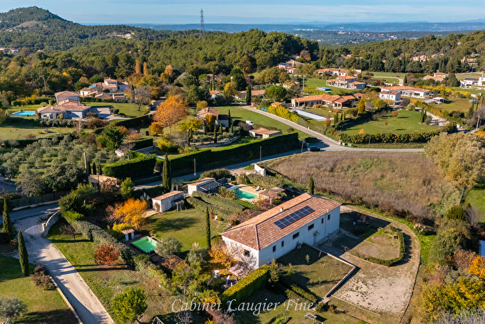 Maison à vendre - Simiane-Collongue - 6 pièces - 6 chambres