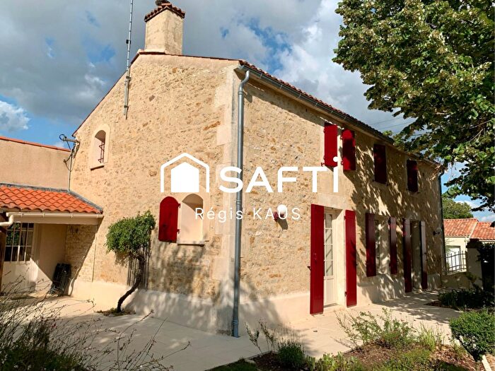 Maison à vendre - Thiré - 6 pièces - 4 chambres