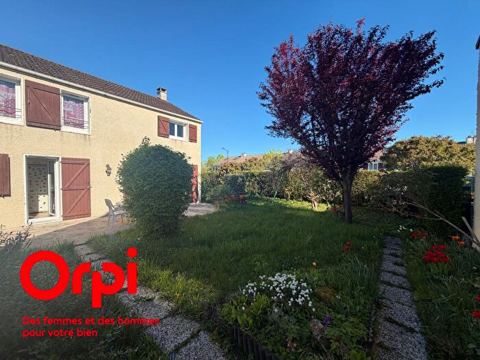 Maison 4 pièces à vendre à Montigny-le-Bretonneux, La Sourderie Sud
