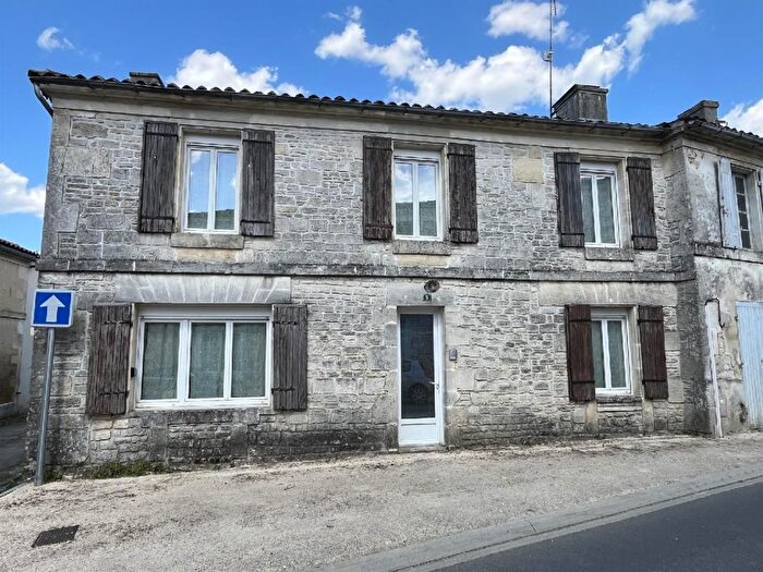 Le Seure : Maison 4 pièces à vendre