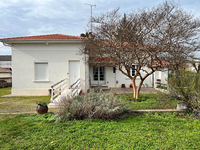 Maison à vendre - Saint-Pardoux-Isaac - 5 pièces - 3 chambres