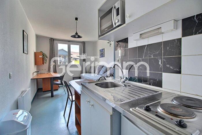 Appartement 1 pièce à Nord, Gières, à louer