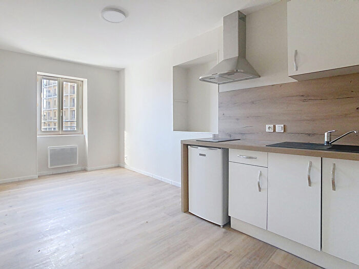 Appartement à louer - Montélimar, Centre-ville - 1 pièce