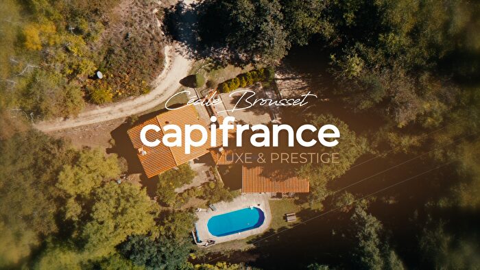 Maison 10 pièces à vendre à Saint-Laurent-de-Cerdans