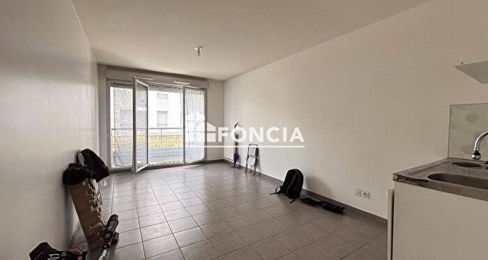 Appartement 1 pièce à Centre-Max Barel-Centre Nord, Vénissieux, à louer