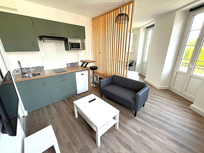 Pau, XIV Juillet : Appartement 1 pièce à louer