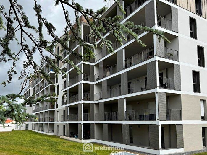 Appartement à vendre - Cholet, Leclerc - 4 pièces - 2 chambres