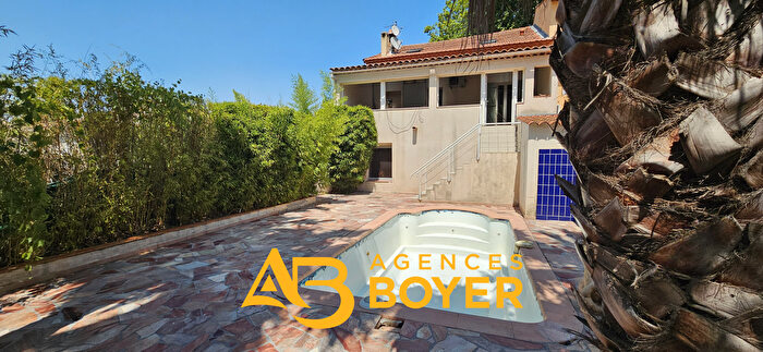 Maison à vendre - Le Beausset - 6 pièces - 4 chambres