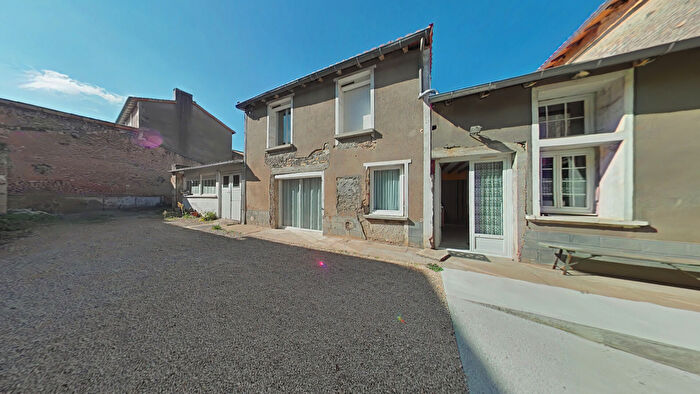 Maison à vendre - Poitiers, Ouest - 5 pièces - 3 chambres