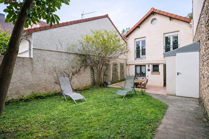 Maison à vendre - Suresnes, Plateau Ouest - 7 pièces - 4 chambres