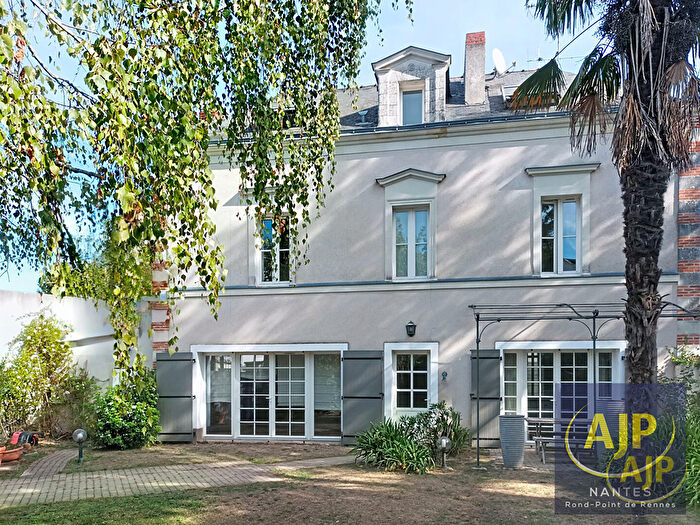 Maison 7 pièces à Nantes, Longchamp, Rond-Point de Rennes, Perverie, Américains, à vendre