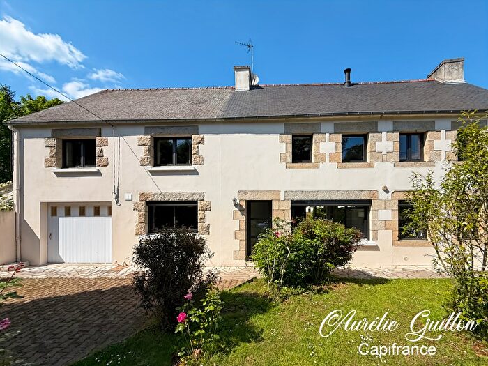 Maison à vendre - Ploërmel - 7 pièces - 4 chambres