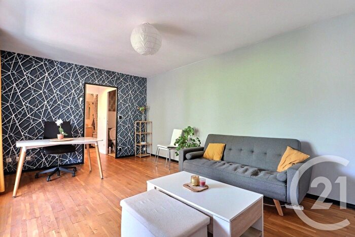 Tremblay-en-France, Centre-ville - Appartement 2 pièces à louer