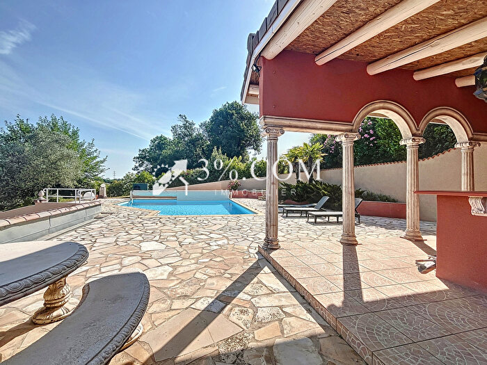 Maison à vendre - Chatuzange-le-Goubet - 8 pièces - 4 chambres