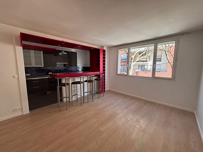 Appartement à louer - Suresnes, République - 3 pièces - 2 chambres