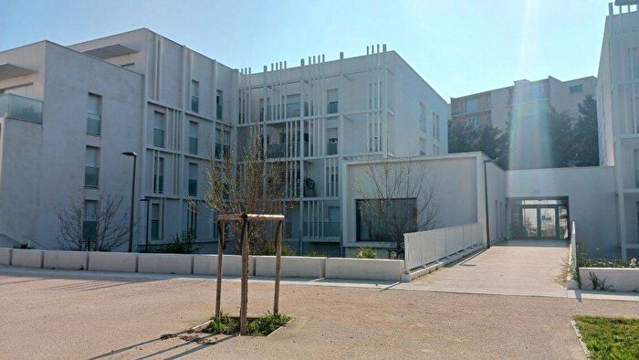 Appartement à louer - Rocade Sud-Cabriere, Avignon - 3 pièces - 2 chambres