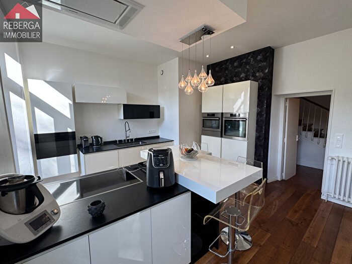 Maison à vendre - Mazamet - 9 pièces - 6 chambres