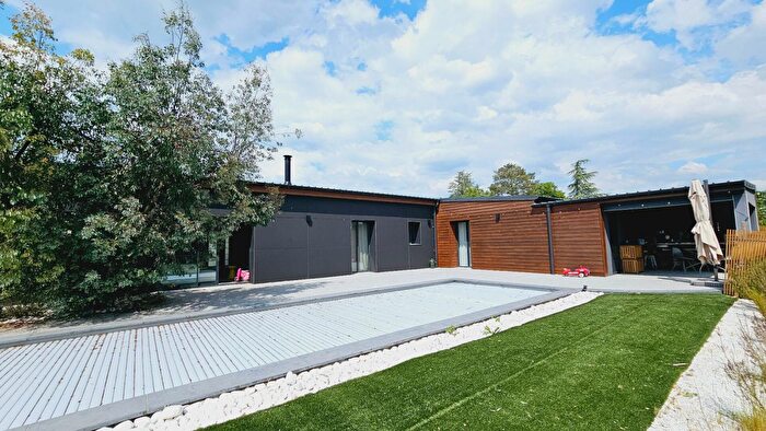 Maison à vendre - Saint-Doulchard - 5 pièces - 4 chambres