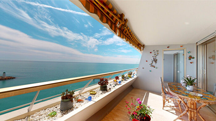 Appartement 4 pièces à vendre - Villeneuve-Loubet, Plage