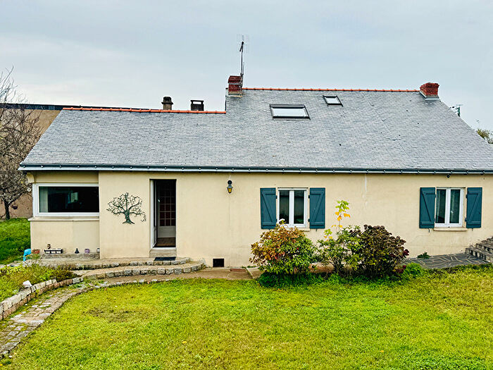 Maison à vendre - Les Ponts-de-Cé - 6 pièces - 5 chambres