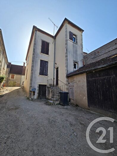 Maison à vendre - Lurcy-Lévis - 8 pièces - 4 chambres