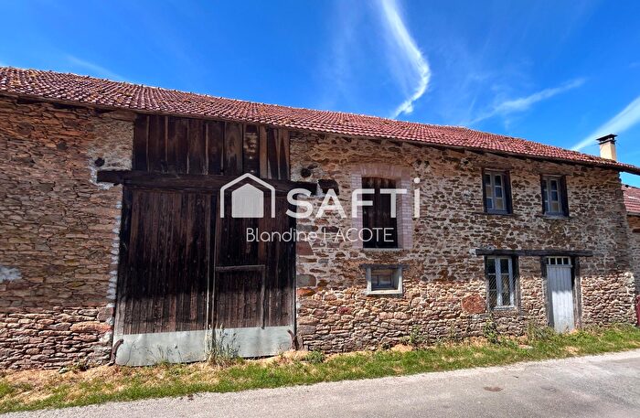 Maison 2 pièces à vendre à Saint-Dizier-Leyrenne