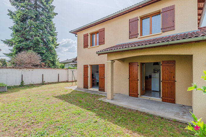 Maison à vendre - Meyzieu, Nord Ouest - 5 pièces - 3 chambres