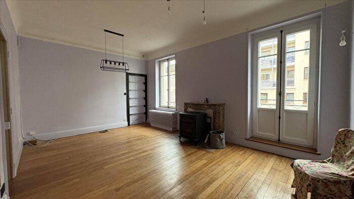 Nancy, Poincaré, Foch, Anatole France, Croix de Bourgogne - Appartement 6 pièces à vendre