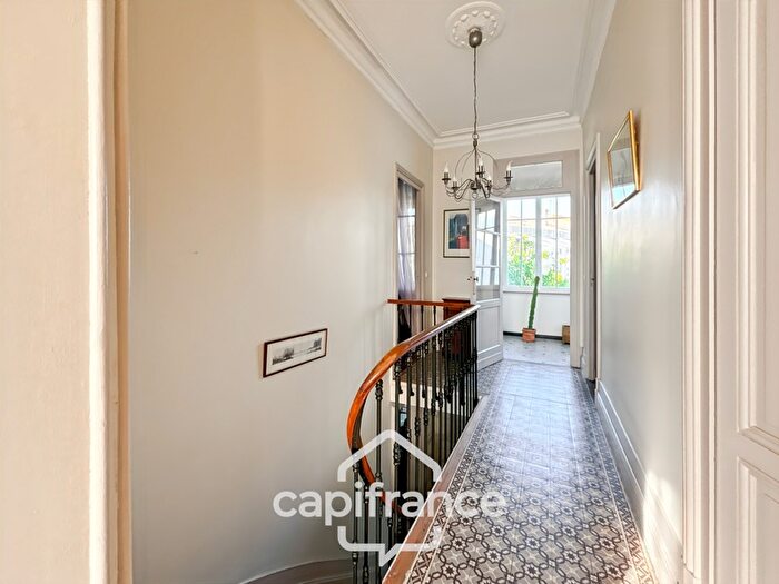 Maison à vendre - Talence, Saint-Genès, La Médoquine, Haut-Brion - 6 pièces - 4 chambres