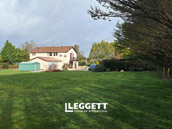 Maison à vendre - Cherval - 4 pièces - 3 chambres