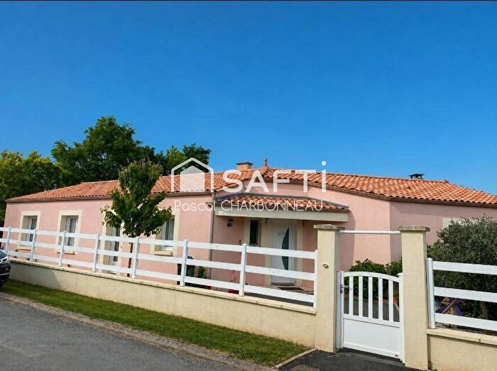 Maison 7 pièces à LAbsie, à vendre