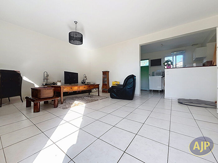 Maison à louer - Aizenay - 3 pièces - 2 chambres