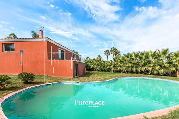 Maison à vendre - Agde, Le Grau dAgde - 6 pièces - 4 chambres