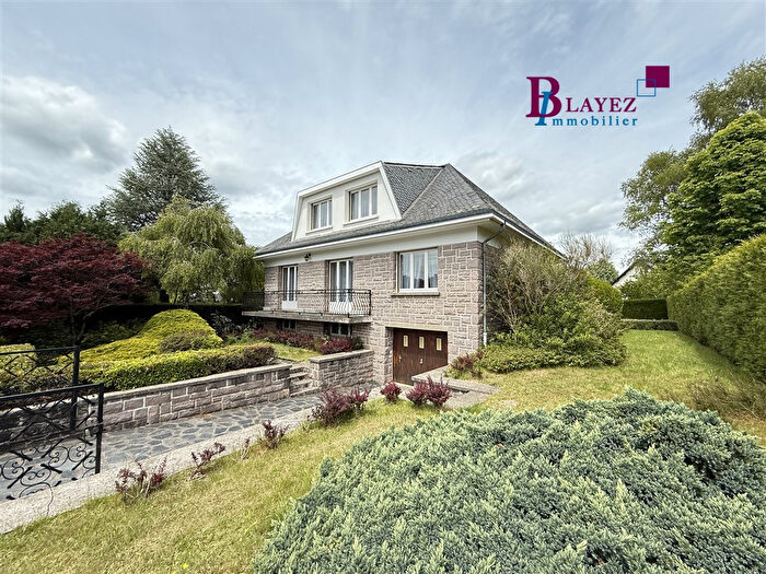 Maison à vendre - Bugeat - 5 pièces - 2 chambres