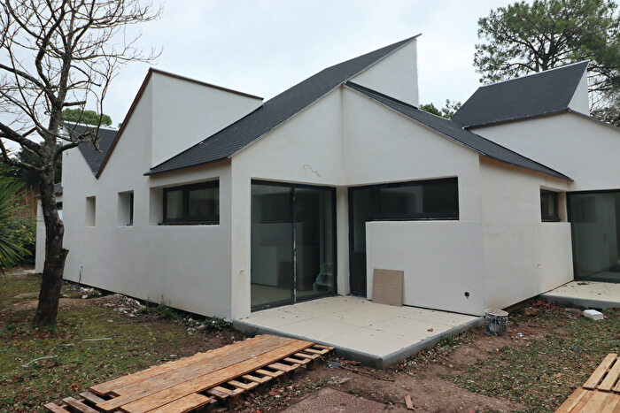 Meschers-sur-Gironde : Maison 4 pièces à vendre