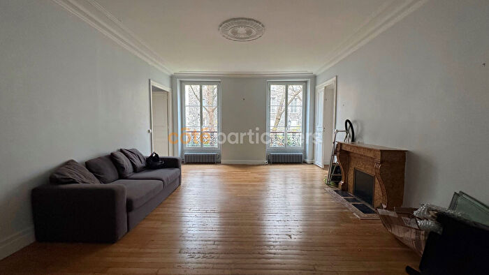 Appartement à vendre - Paris e , Saint-Philippe du Roule - 3 pièces - 2 chambres