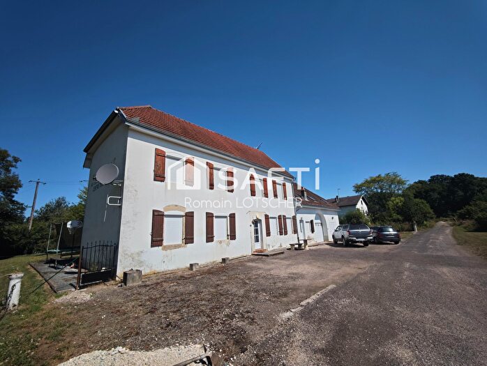 Maison à vendre - Faverney - 6 pièces - 5 chambres