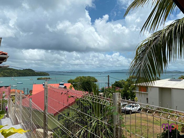 Appartement à louer - Les Trois-Îlets - 2 pièces - 1 chambre